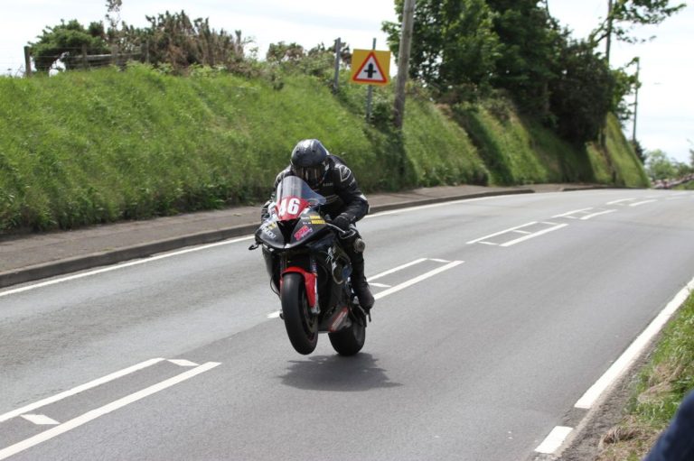 Unforeseen Twist: A Bird's Strike Halts Rider's Isle of Man TT in ...