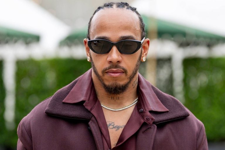 Ink Stories: Decoding Lewis Hamilton's Meaningful Tattoos – P1racenews.com