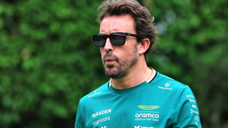Alonso Throws Shade at F1 with Controversial Singapore GP Radio Message ...