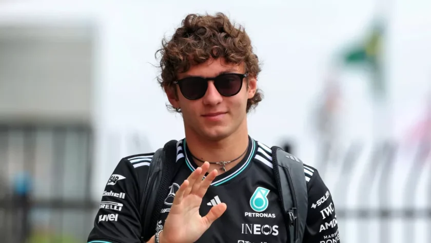 Kimi Antonelli Pays Heartfelt Tribute to Racing Legend Ayrton Senna: A ...